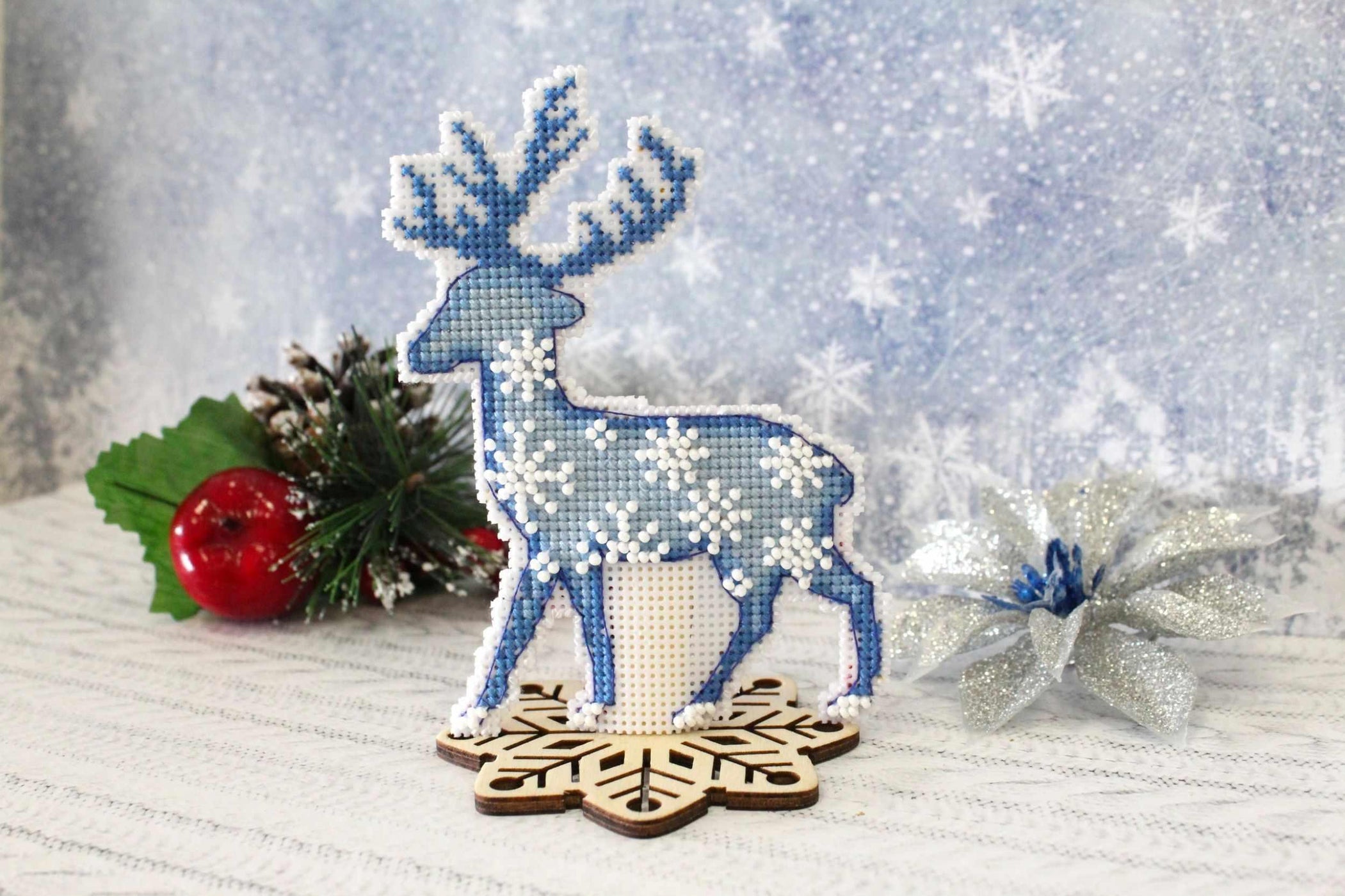 Northern Deer P-455 / SR-455 Plastic Canvas Counted Cross Stitch Kit ...